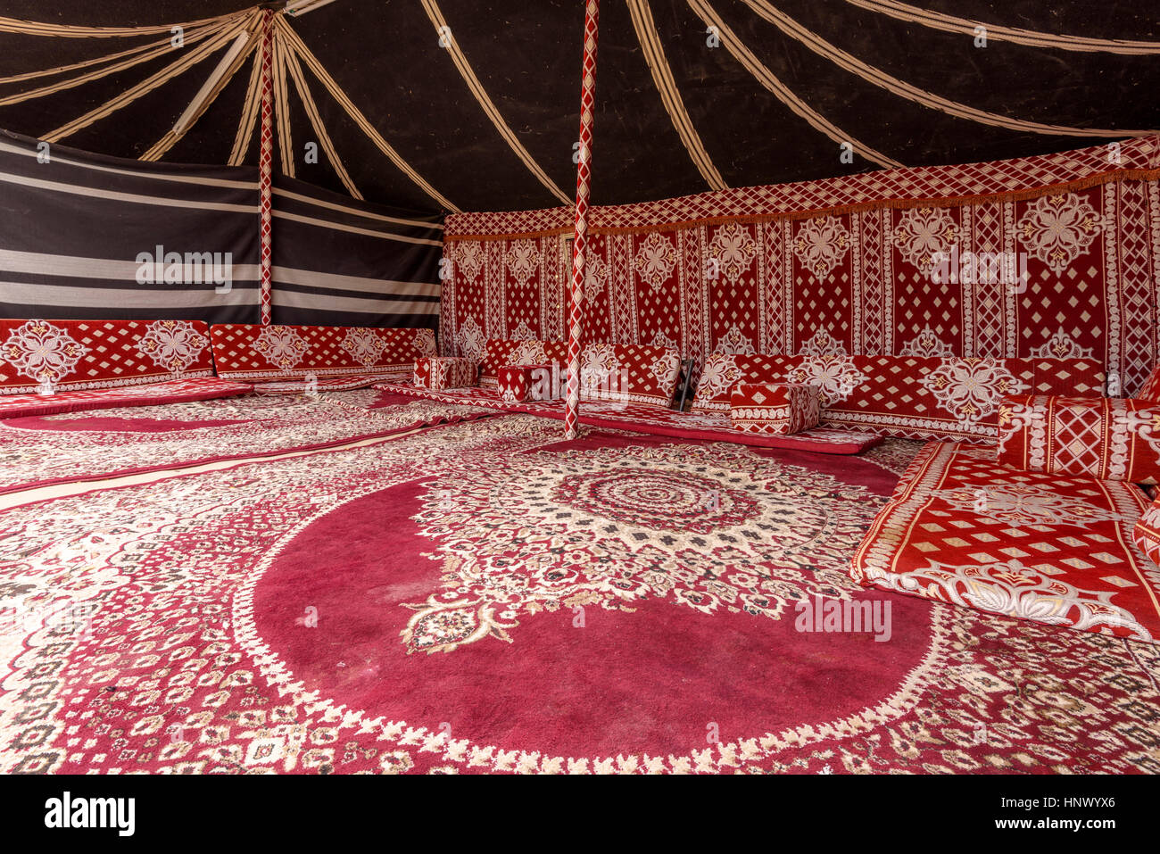 Beduino arabo medio oriente immagini e fotografie stock ad alta ...