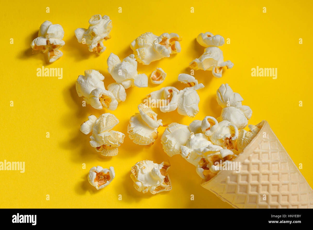 Gelato ai popcorn immagini e fotografie stock ad alta risoluzione - Alamy