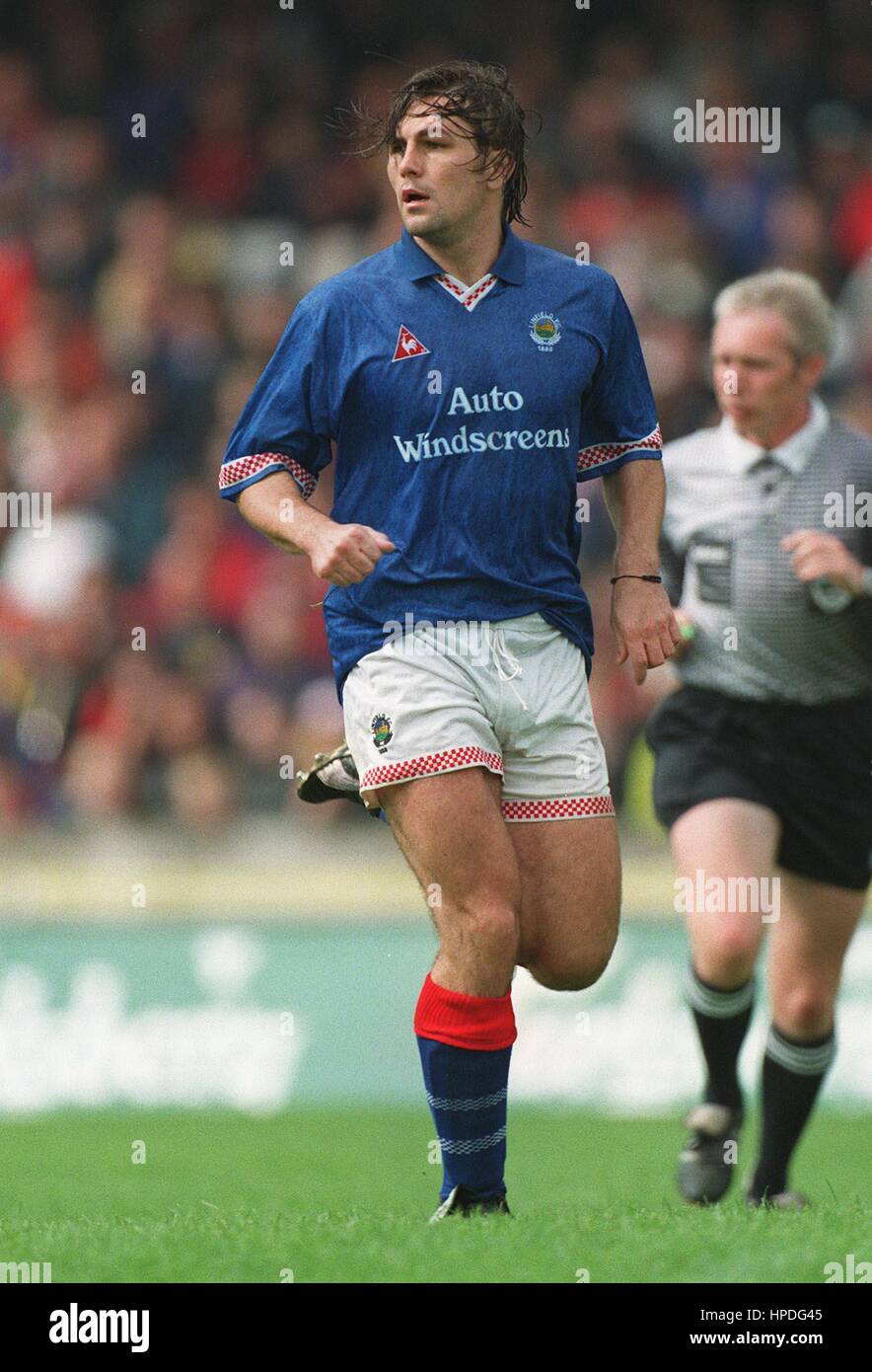 Linfield di calcio immagini e fotografie stock ad alta risoluzione - Alamy