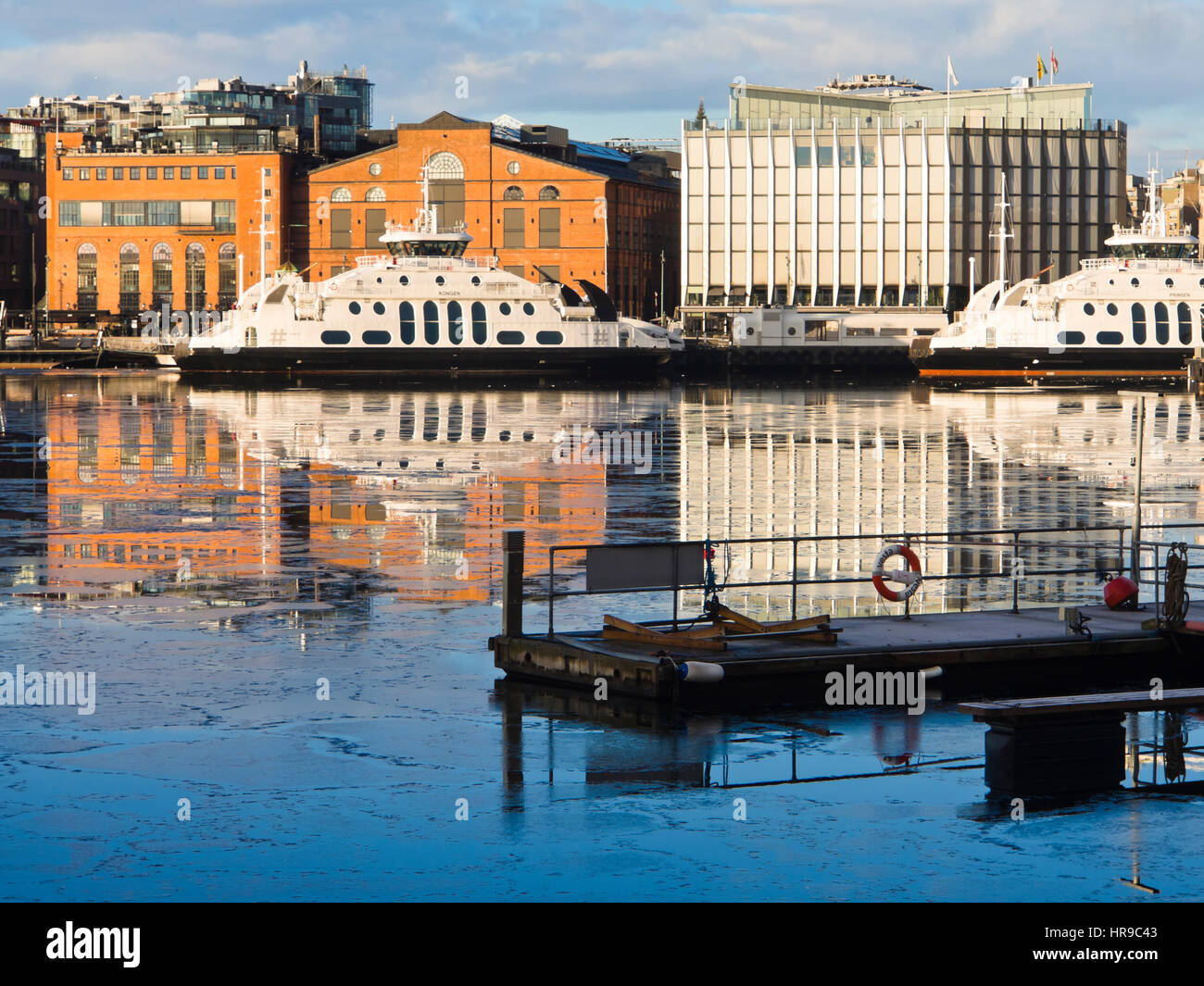 Aker brygge vicinato immagini e fotografie stock ad alta risoluzione ...