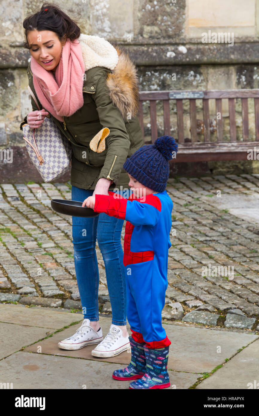 Spider man costume immagini e fotografie stock ad alta risoluzione - Alamy