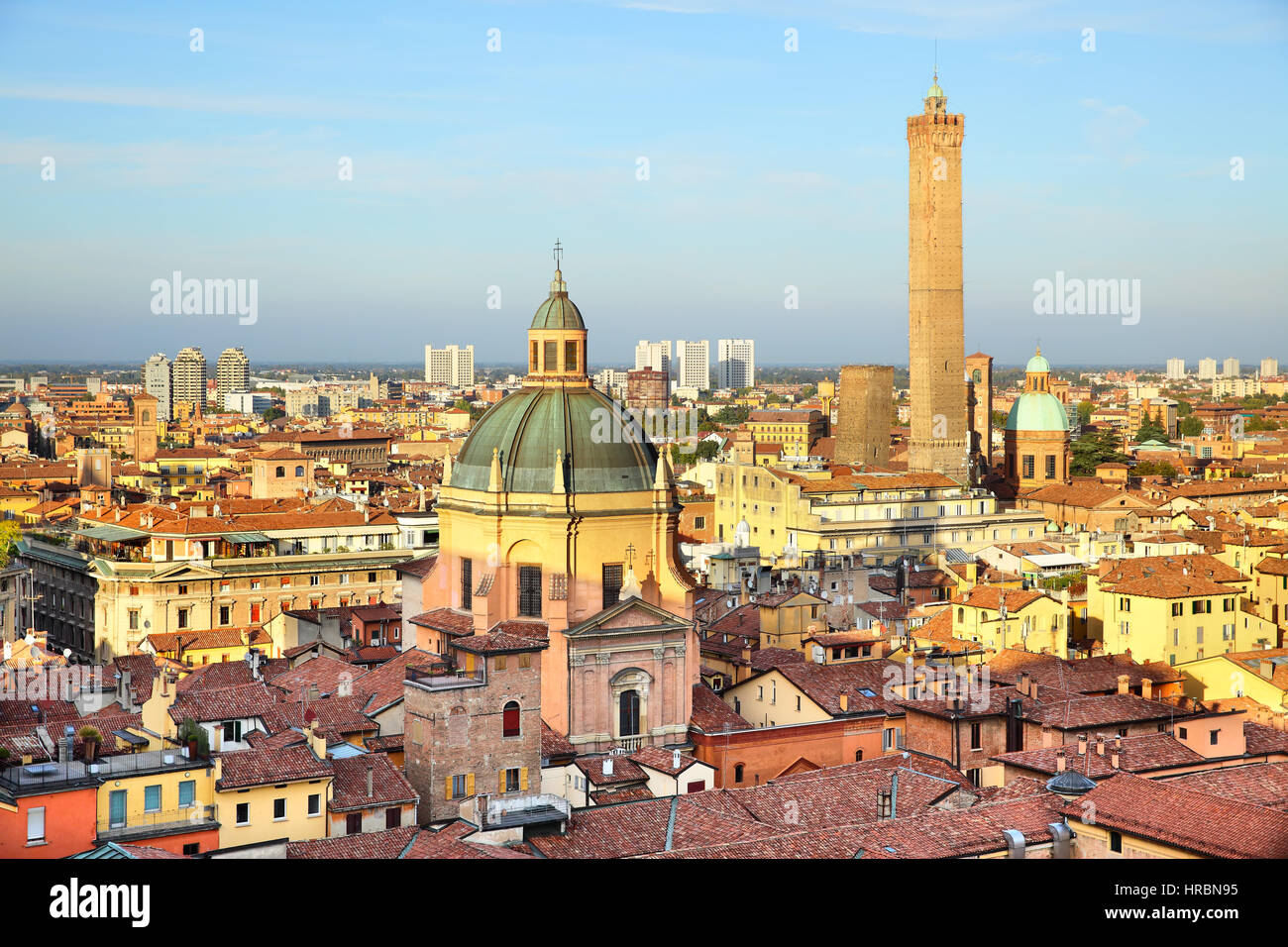 Bologna panoramica immagini e fotografie stock ad alta risoluzione - Alamy