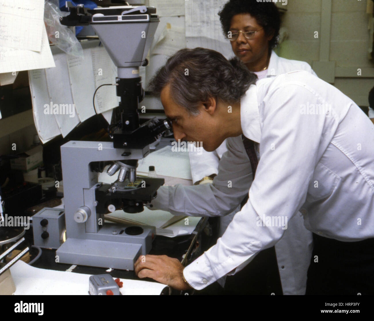 Virologo americano immagini e fotografie stock ad alta risoluzione - Alamy