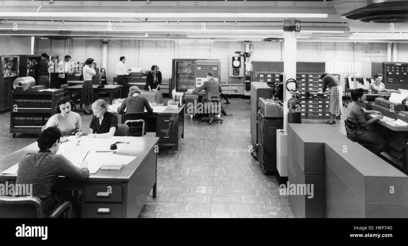 Early computer immagini e fotografie stock ad alta risoluzione - Alamy