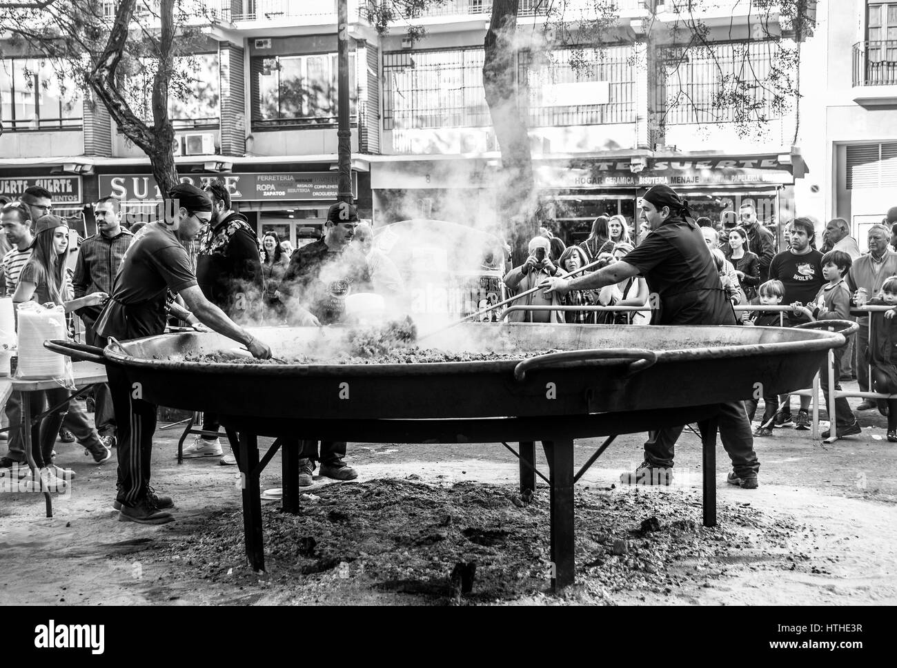 Paella Valencia Foto E Immagini Stock In Bianco E Nero Alamy