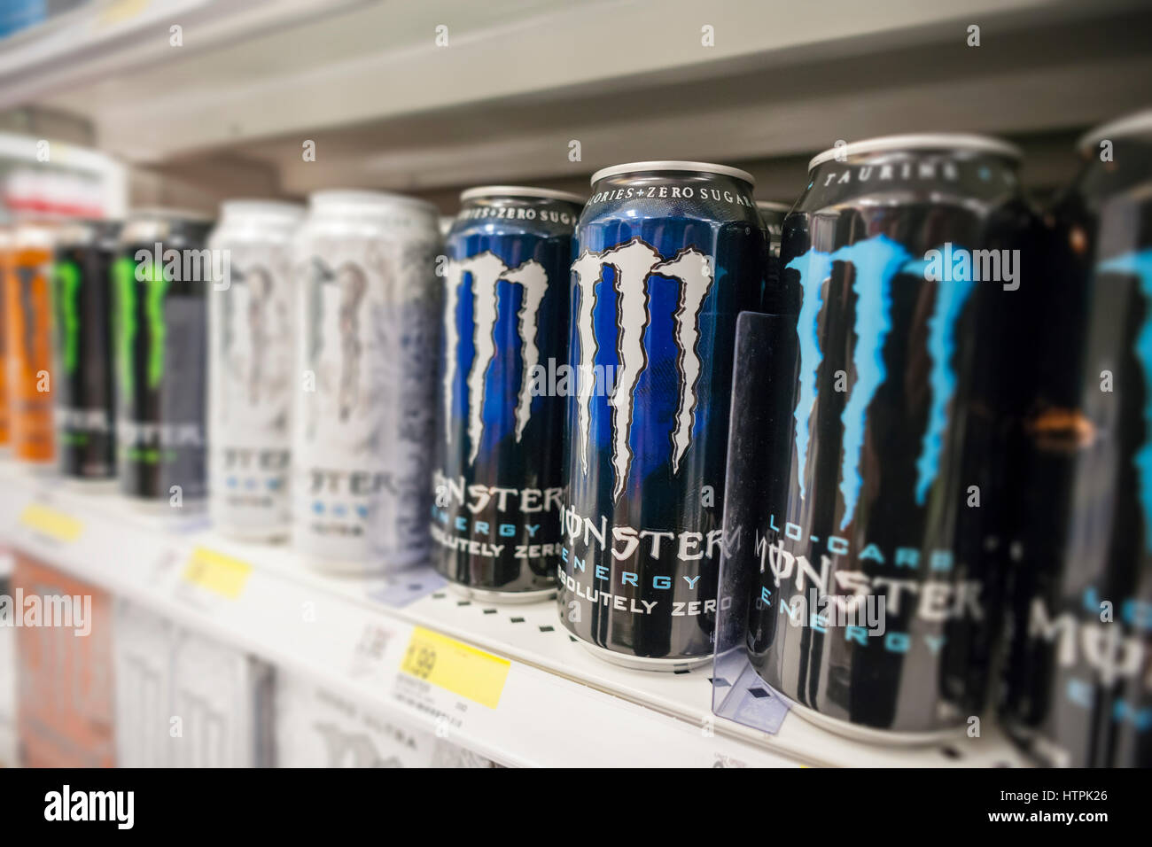 Lattine monster immagini e fotografie stock ad alta risoluzione - Alamy