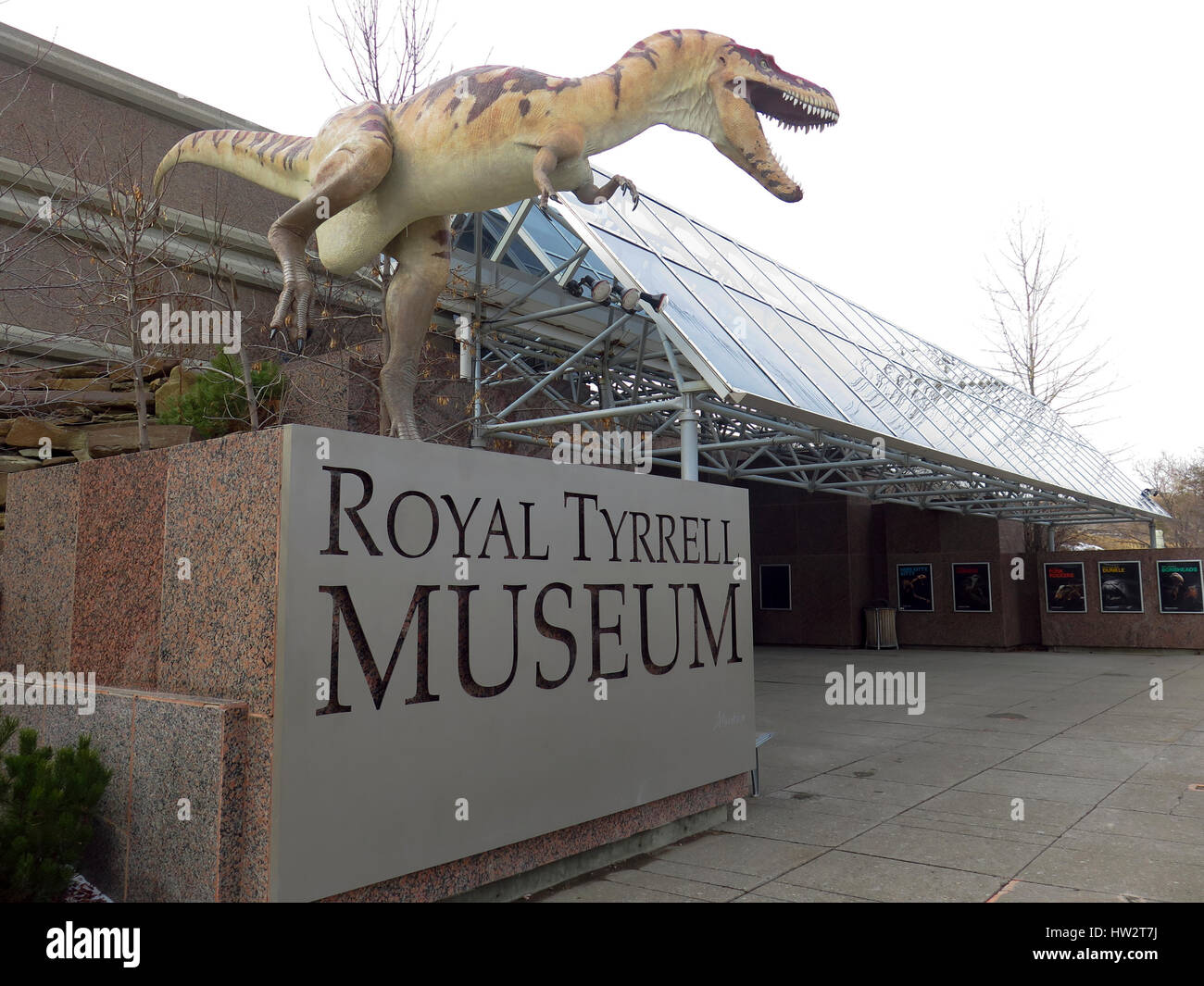 Drumheller dinosaur statue immagini e fotografie stock ad alta ...