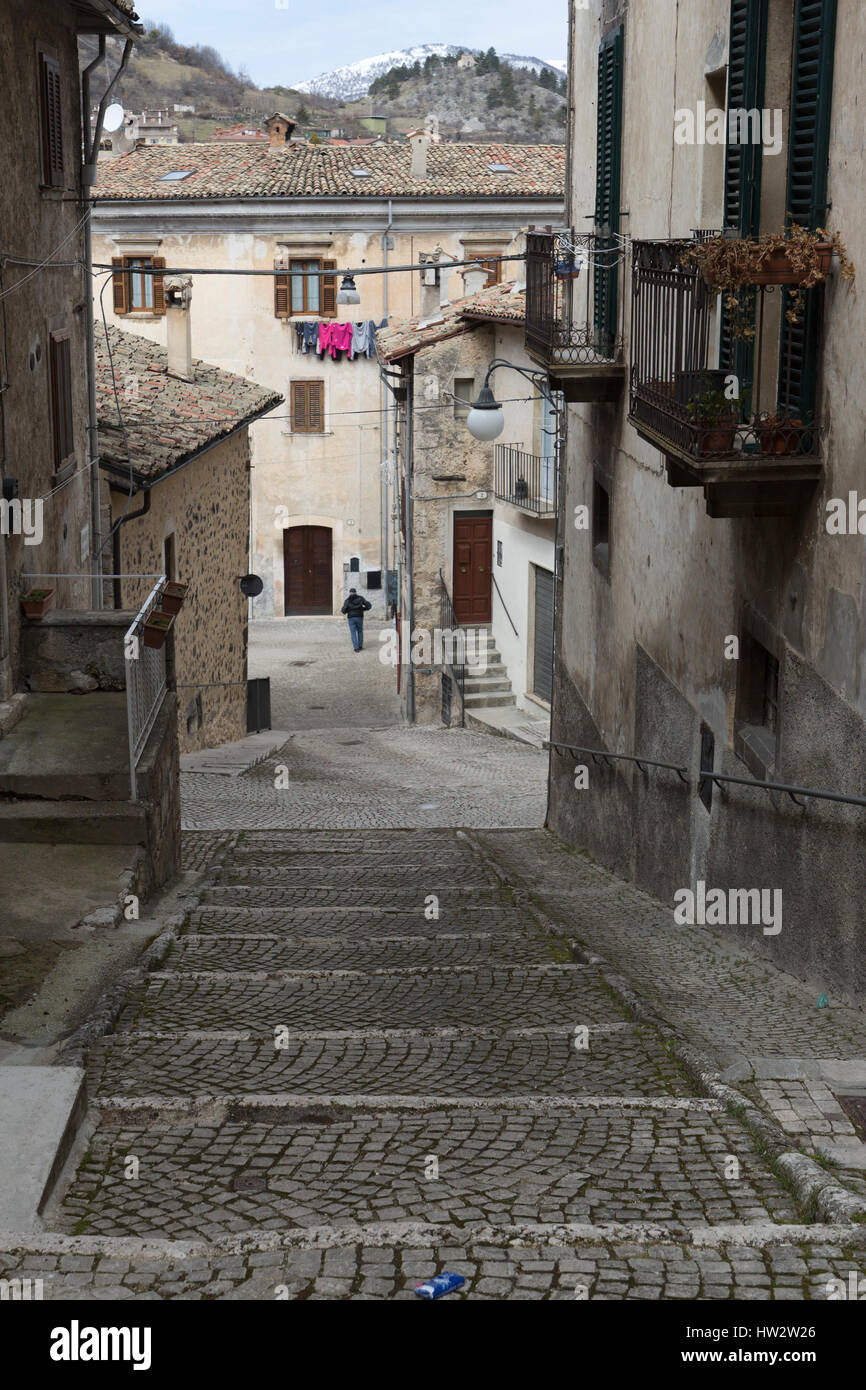 Le strade di Scanno, Abruzzo, Italia Foto stock - Alamy