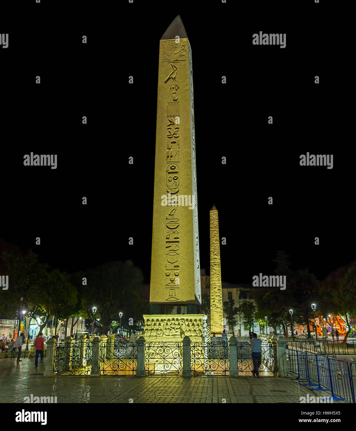 Monumento imperatore teodosio immagini e fotografie stock ad alta ...