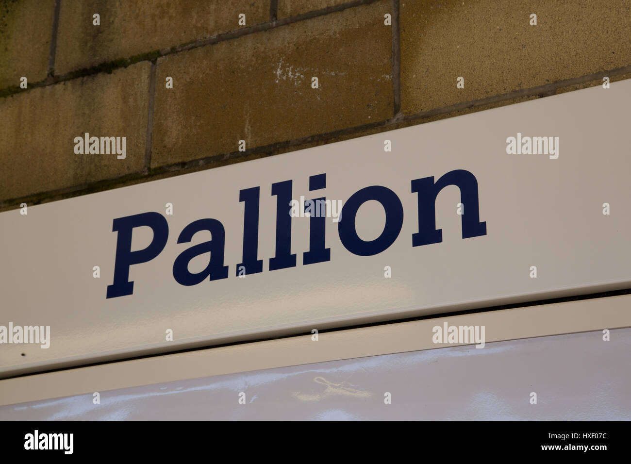 Stazione del tram pallion immagini e fotografie stock ad alta ...