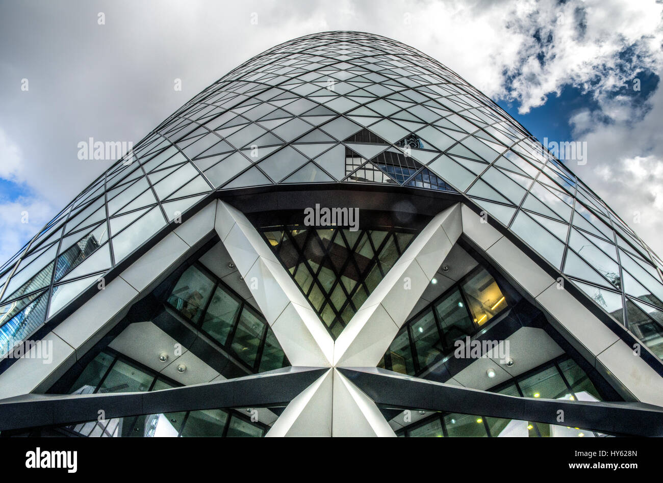 The gherkin entrance immagini e fotografie stock ad alta risoluzione ...