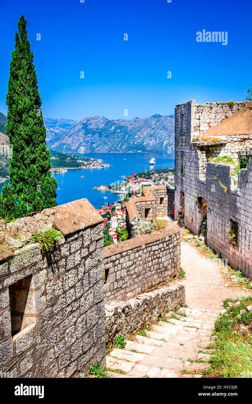 Fortezza di cattaro immagini e fotografie stock ad alta risoluzione - Alamy