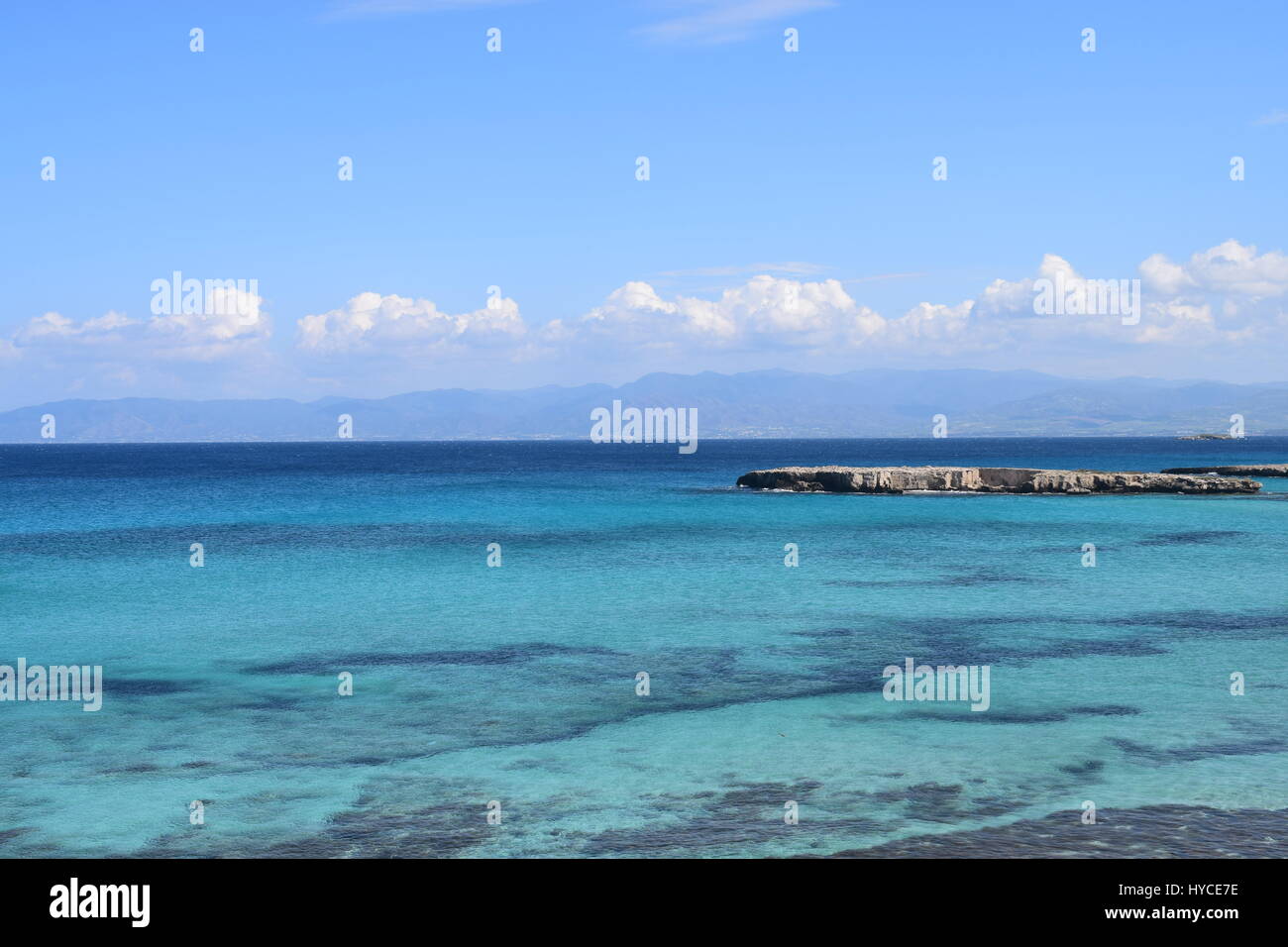 Blue cyprus della laguna immagini e fotografie stock ad alta ...