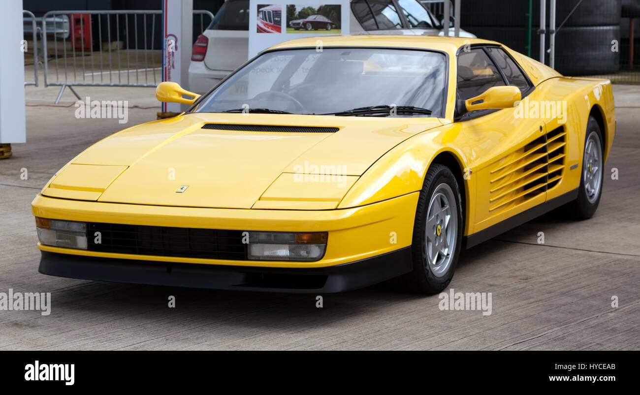 Ferrari testarossa tipo f110 immagini e fotografie stock ad alta ...