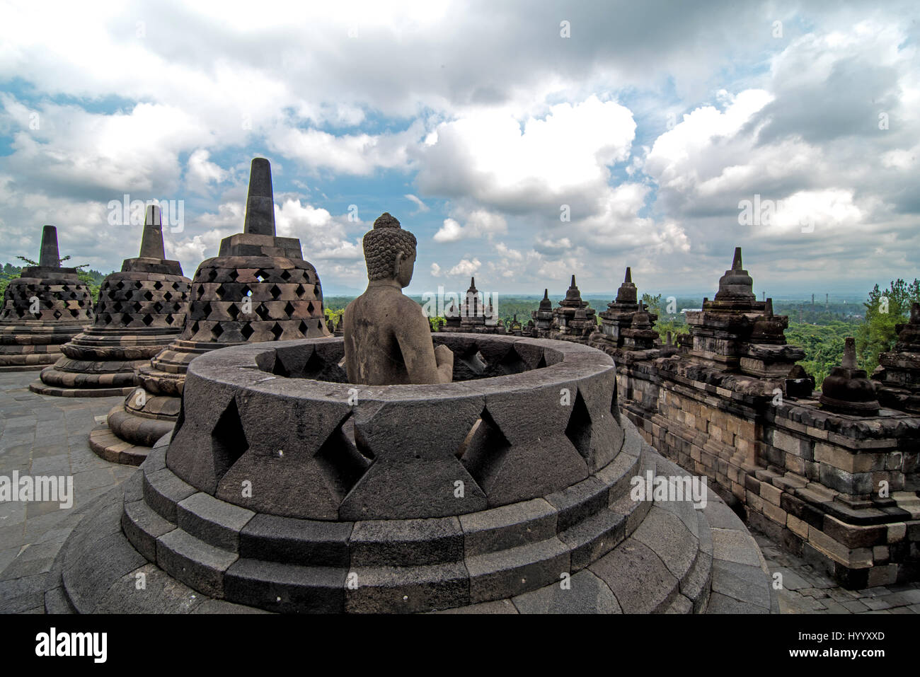 Tempio di Borobudur, Yogyakarta, Indonesia, più grande del mondo di ...