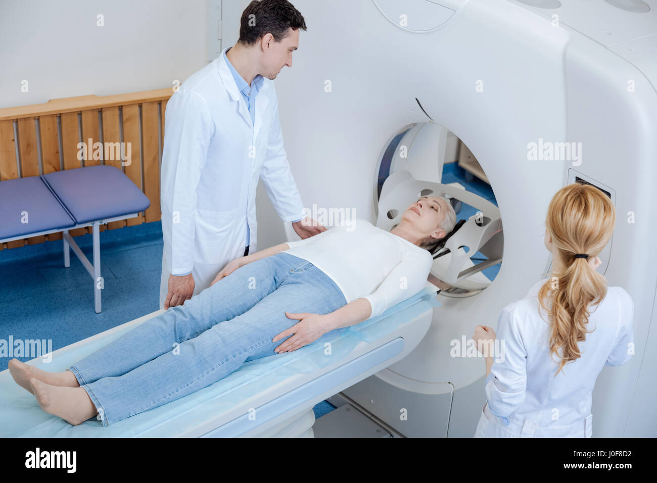 Mri scan immagini e fotografie stock ad alta risoluzione - Alamy