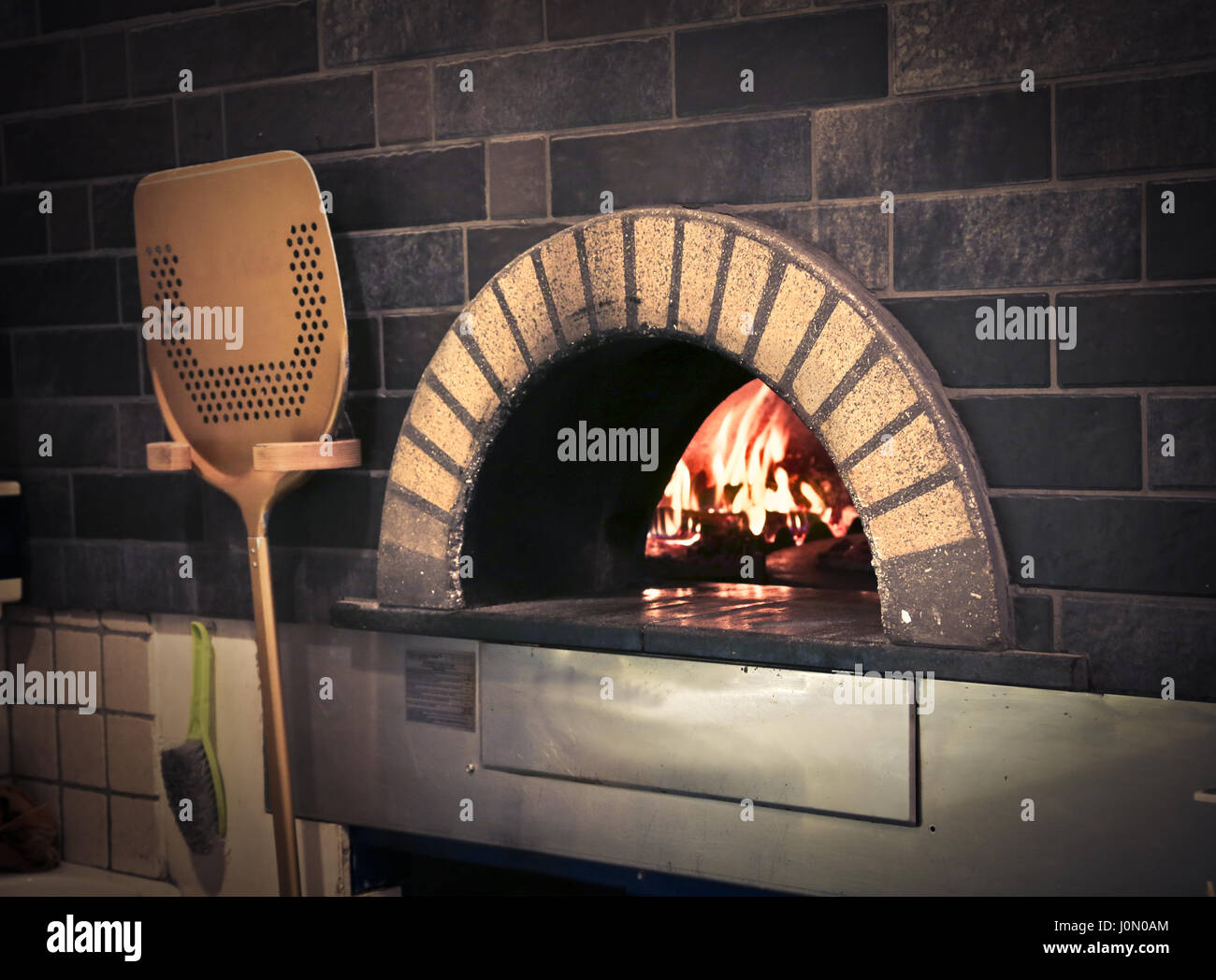 Fuoco del forno di mattoni immagini e fotografie stock ad alta ...