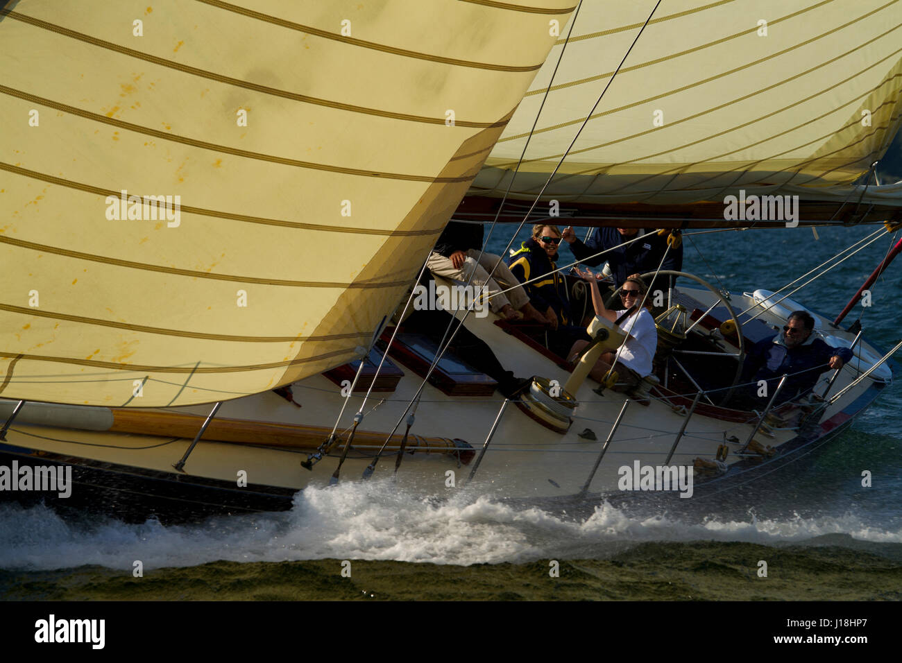 Barca da regata di 12 metri immagini e fotografie stock ad alta ...