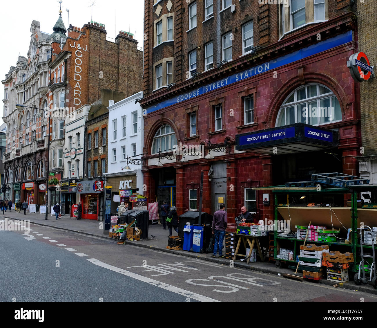 Goodge street tube station immagini e fotografie stock ad alta ...