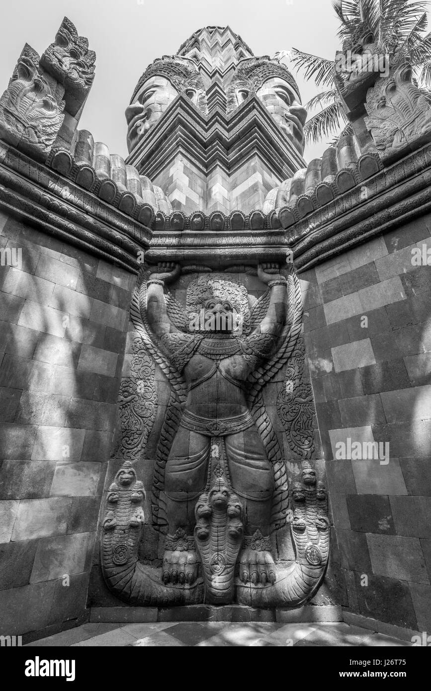 Bassorilievo sormontato immagini e fotografie stock ad alta risoluzione ...