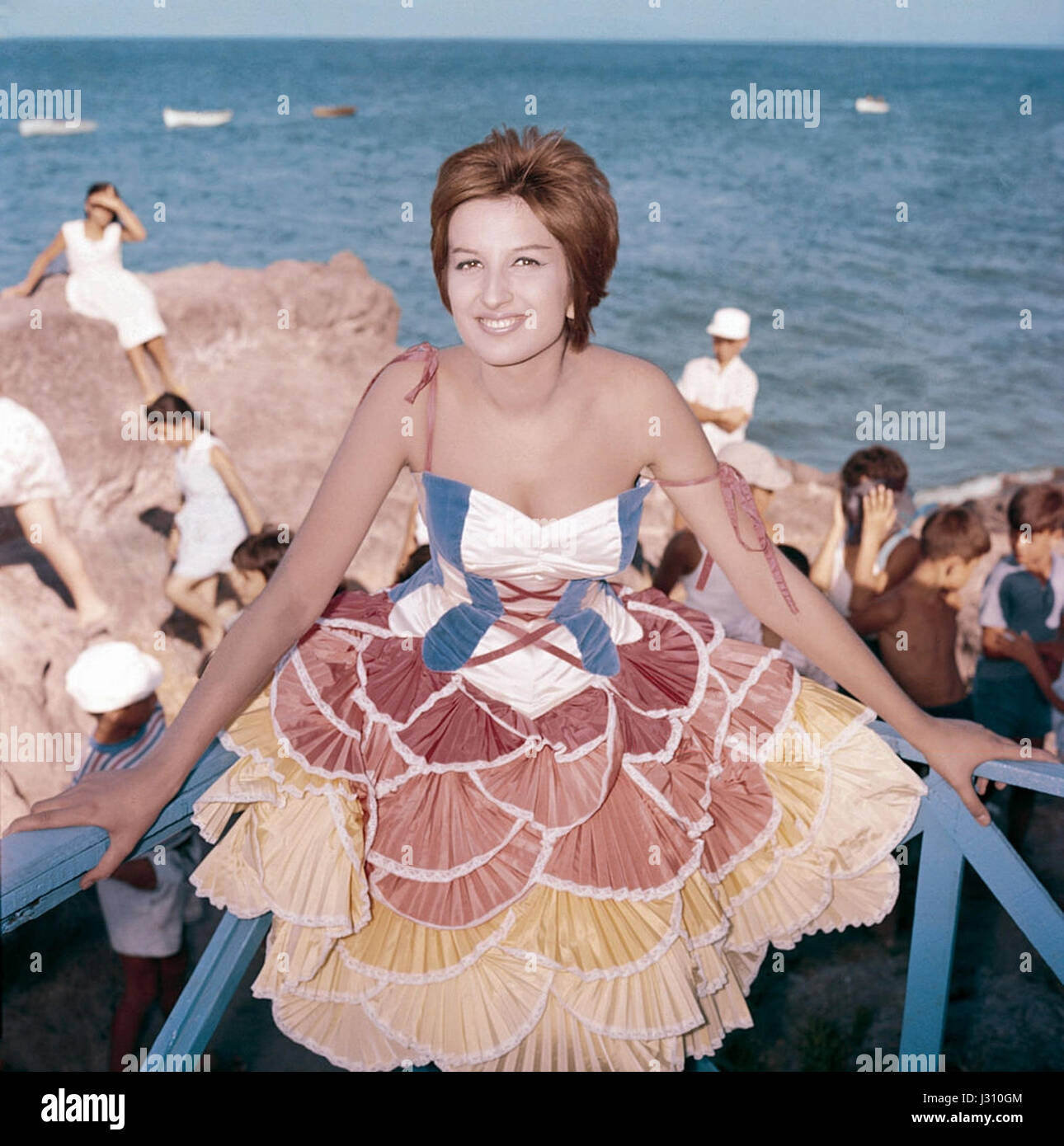 Mina mazzini immagini e fotografie stock ad alta risoluzione - Alamy