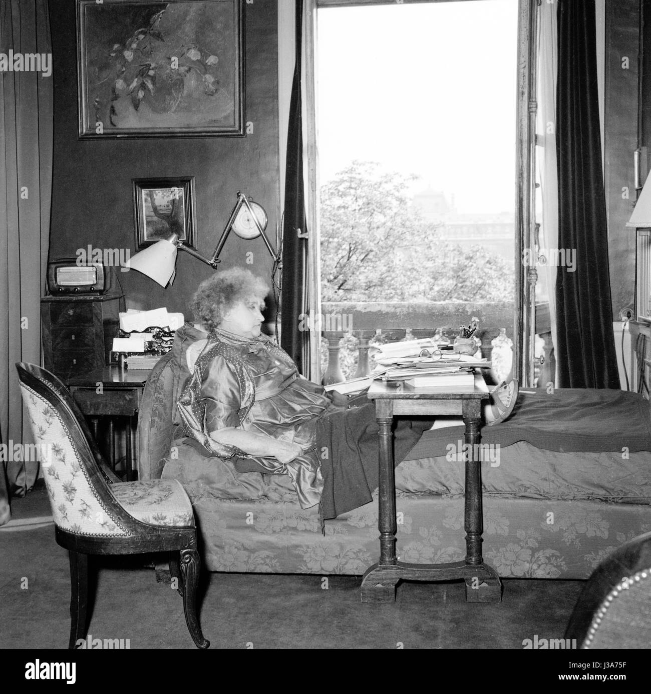 Colette french writer immagini e fotografie stock ad alta risoluzione ...