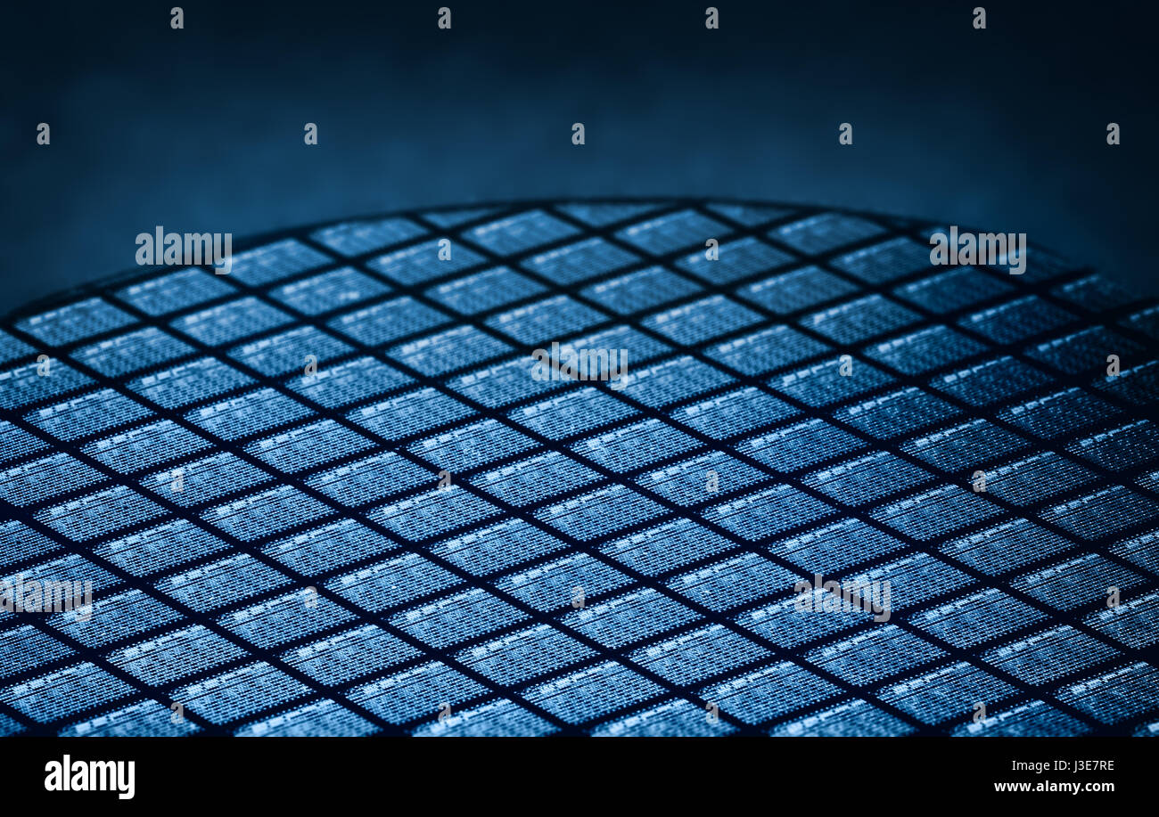 Silicon wafer immagini e fotografie stock ad alta risoluzione - Alamy