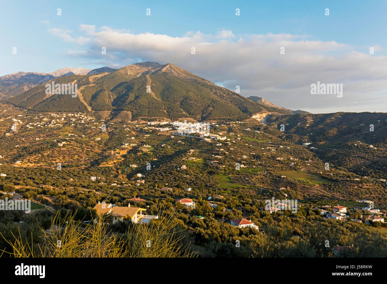 Sierra de tejeda immagini e fotografie stock ad alta risoluzione - Alamy