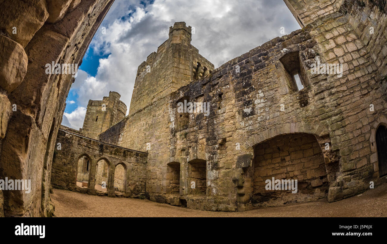 Interno del castello di bodiam immagini e fotografie stock ad alta ...