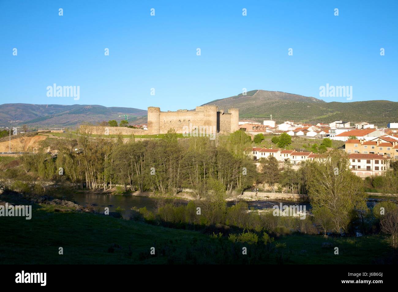 Monumento a torre in pietra il castello di Spagna torretta landmark ...