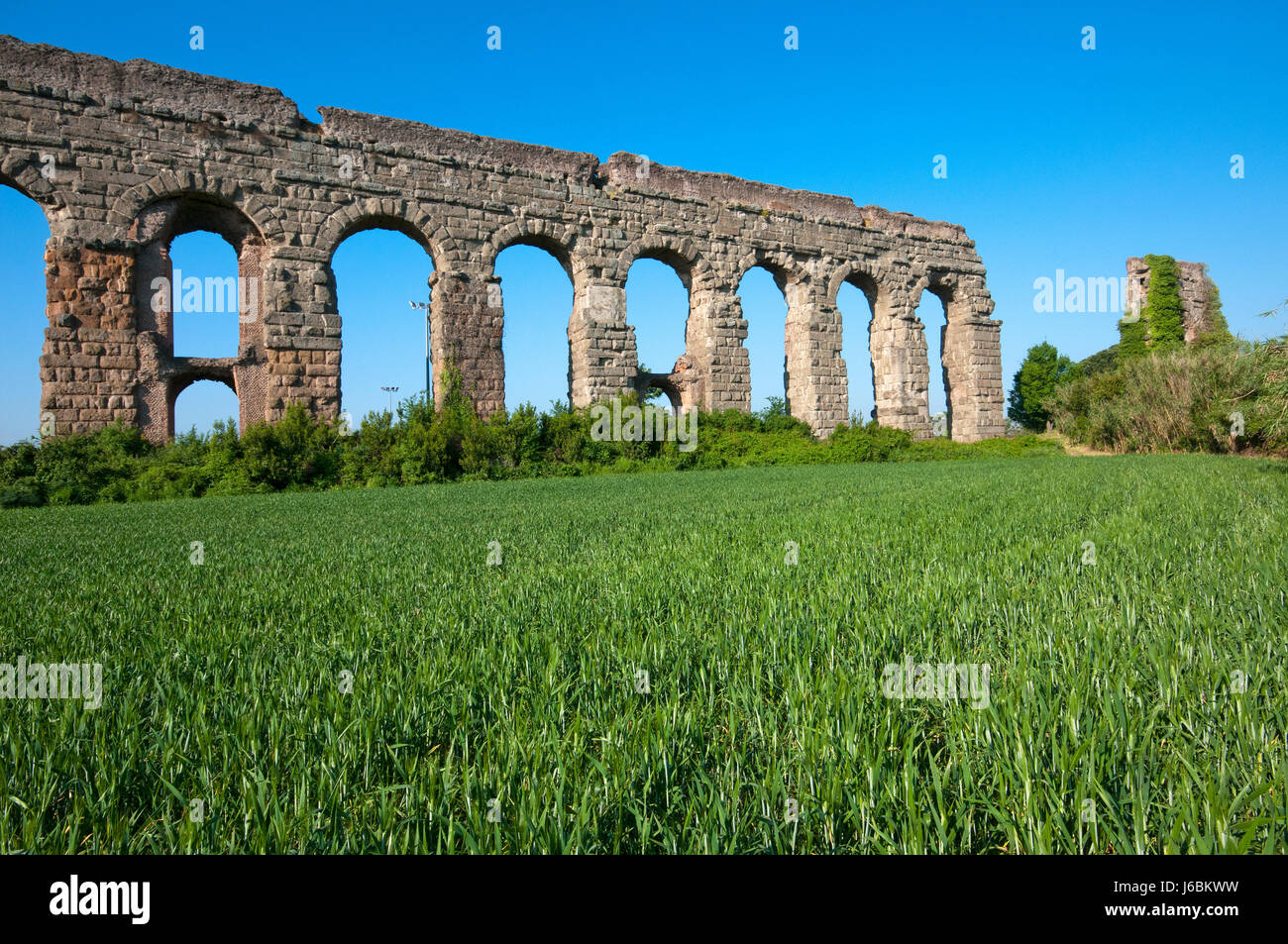 Parco acquedotti roma appia antica immagini e fotografie stock ad alta ...