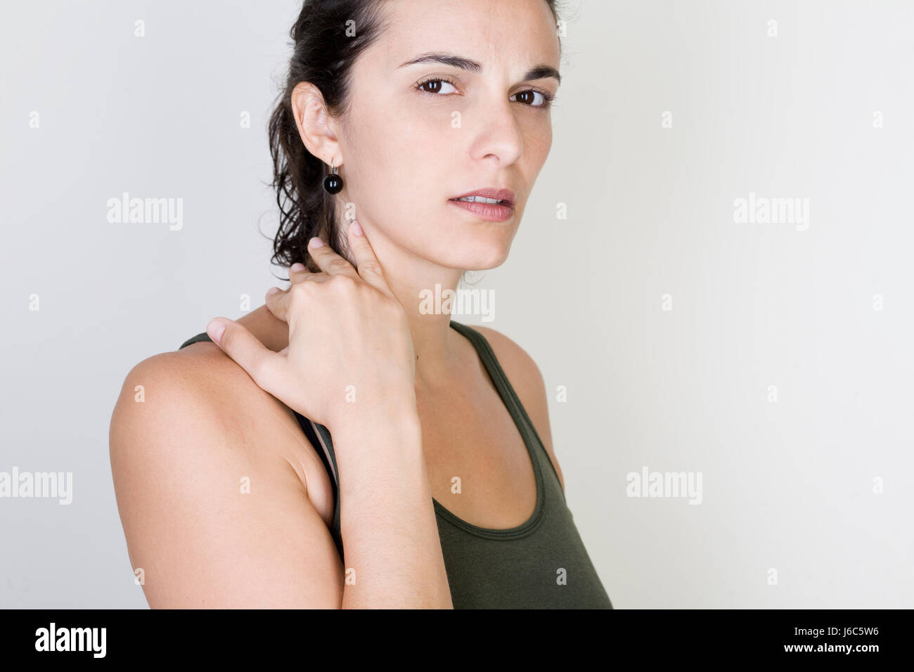 Mani mano mal di schiena colonna vertebrale mal di schiena per dare uno ...