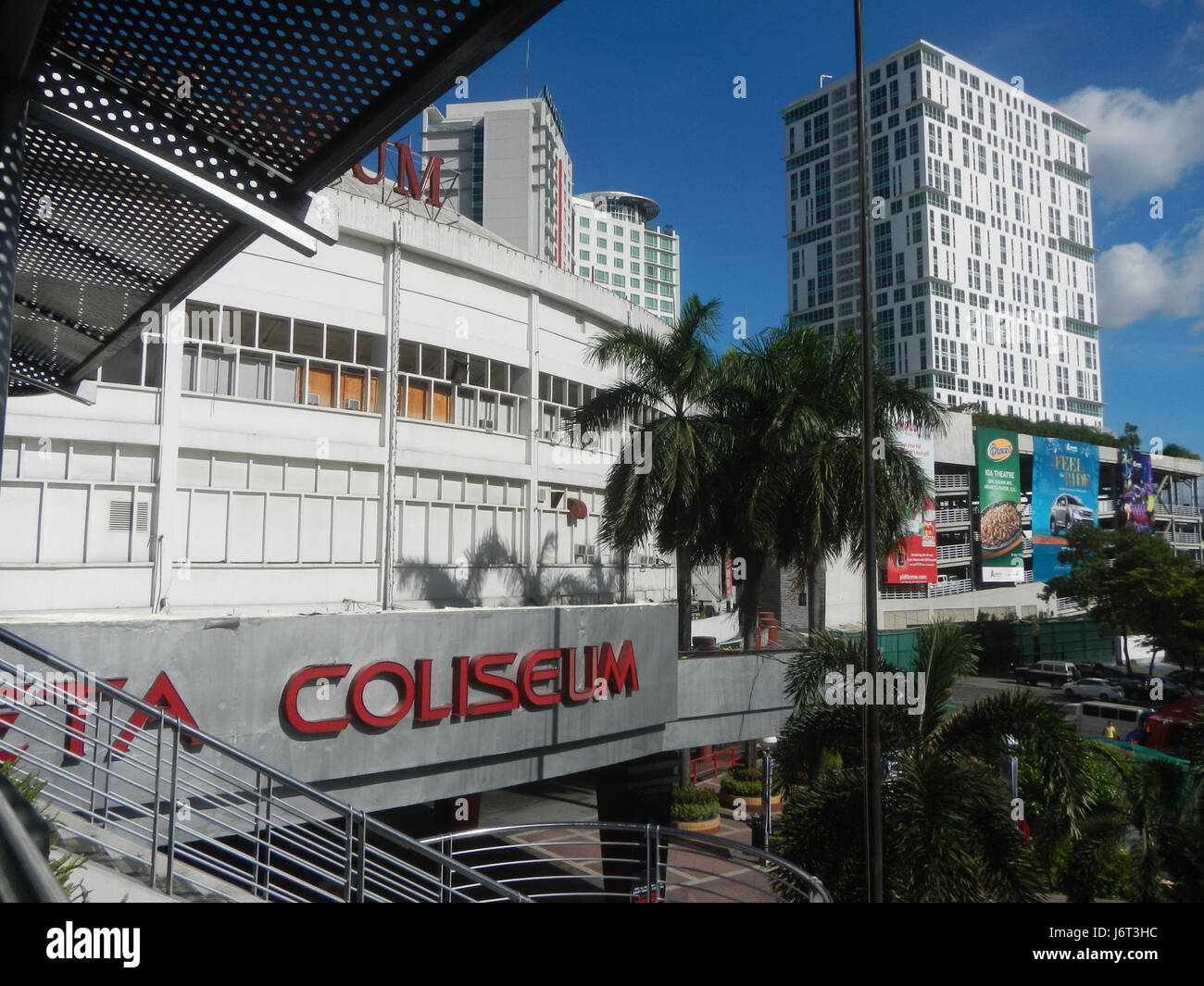 Colosseo araneta immagini e fotografie stock ad alta risoluzione - Alamy