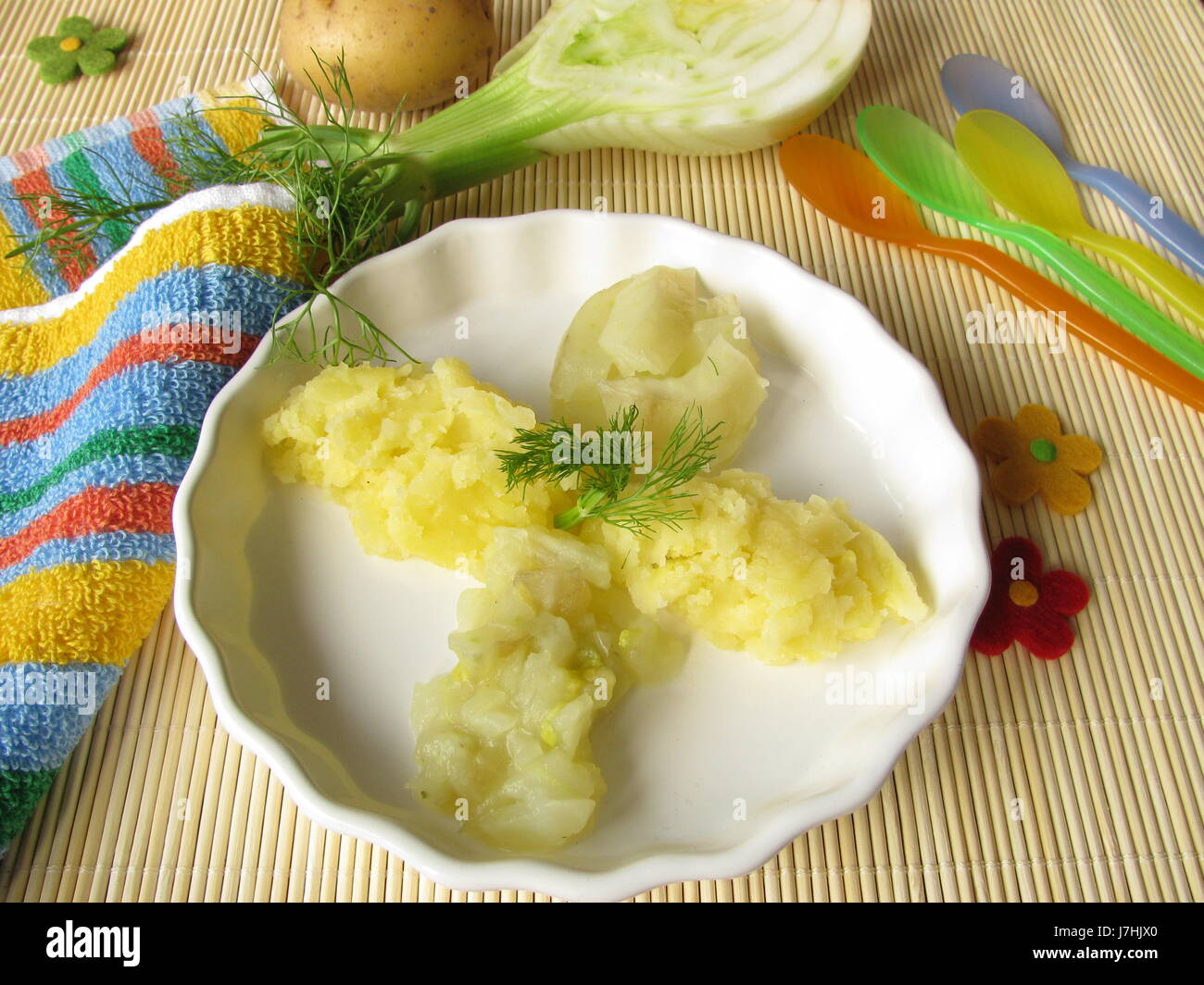 Dare da mangiare alle patate immagini e fotografie stock ad alta ...