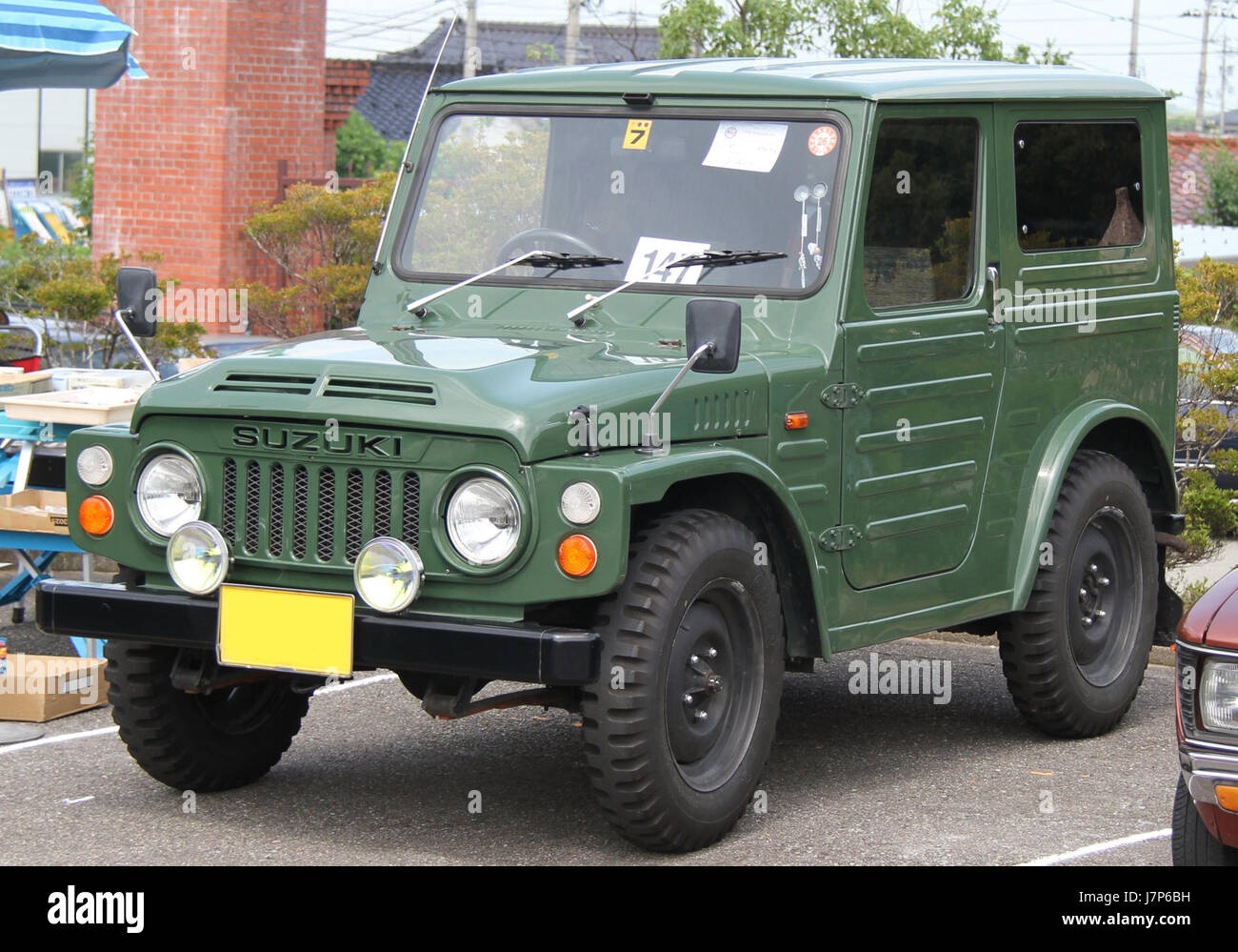 Suzuki jimny immagini e fotografie stock ad alta risoluzione - Alamy