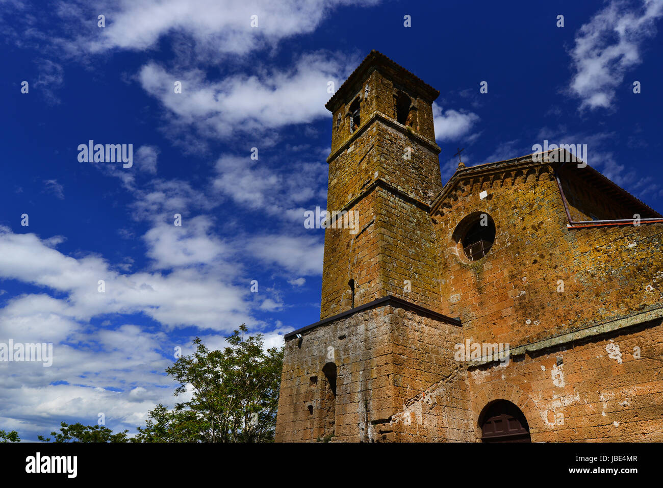 Chiese antiche immagini e fotografie stock ad alta risoluzione - Alamy