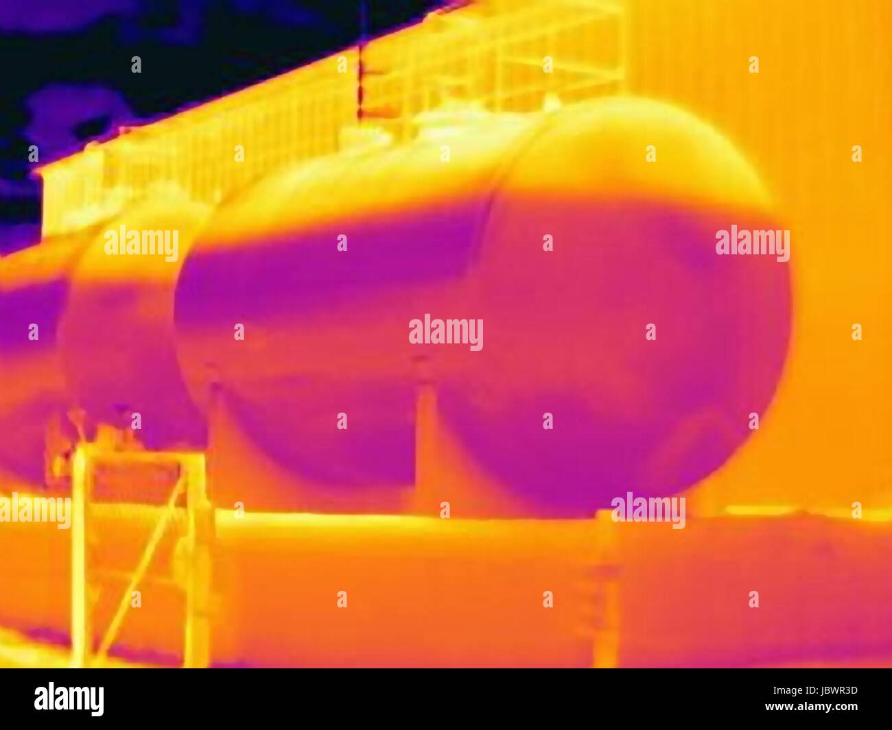 Stoccaggio del combustibile termico immagini e fotografie stock ad alta ...