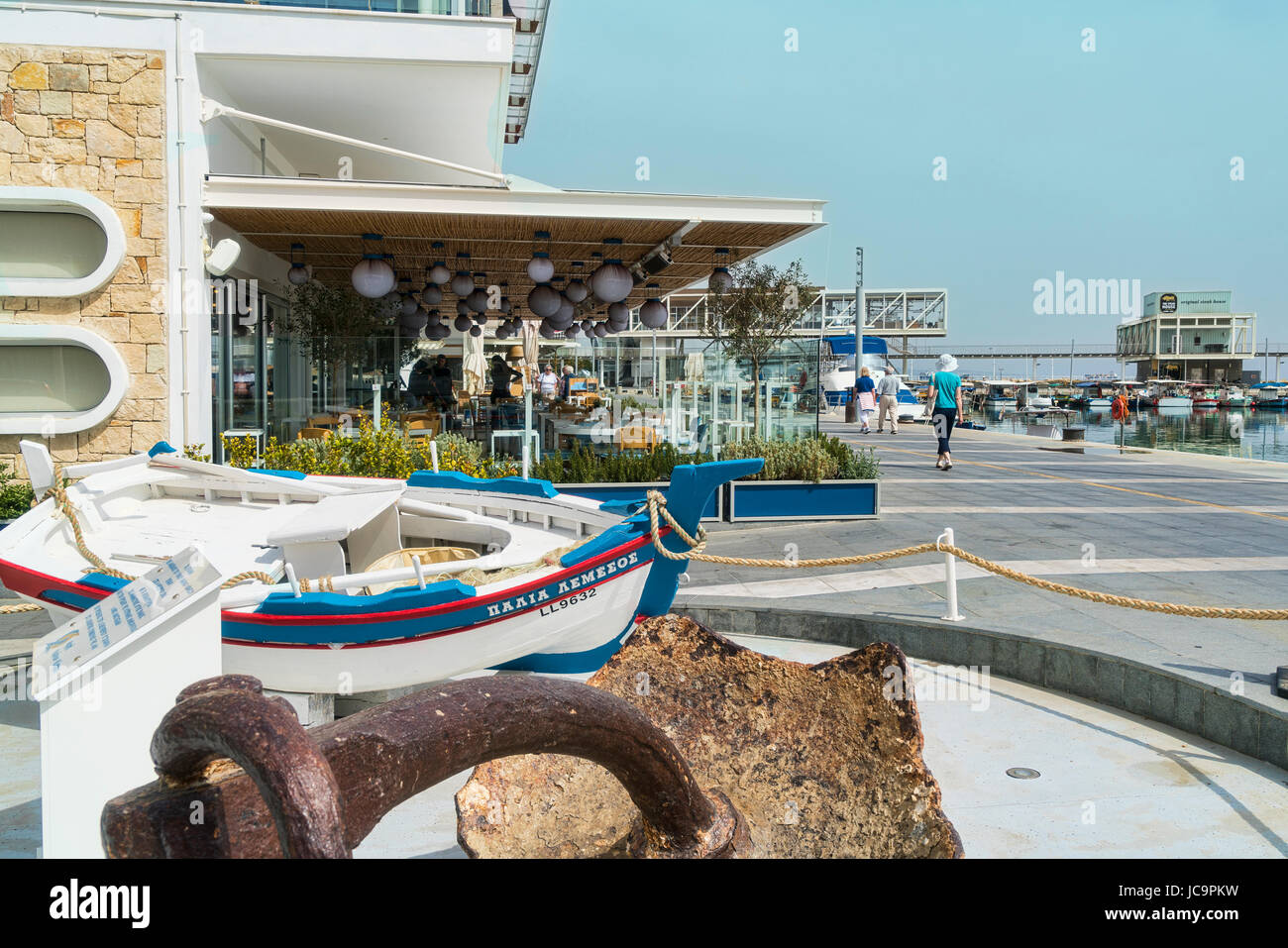 Porto turistico e porto vecchio di lemesos immagini e fotografie stock ...