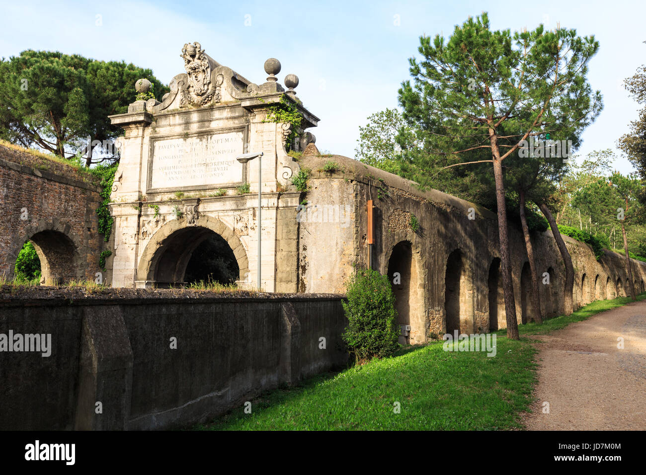 Colonna aureliana immagini e fotografie stock ad alta risoluzione - Alamy