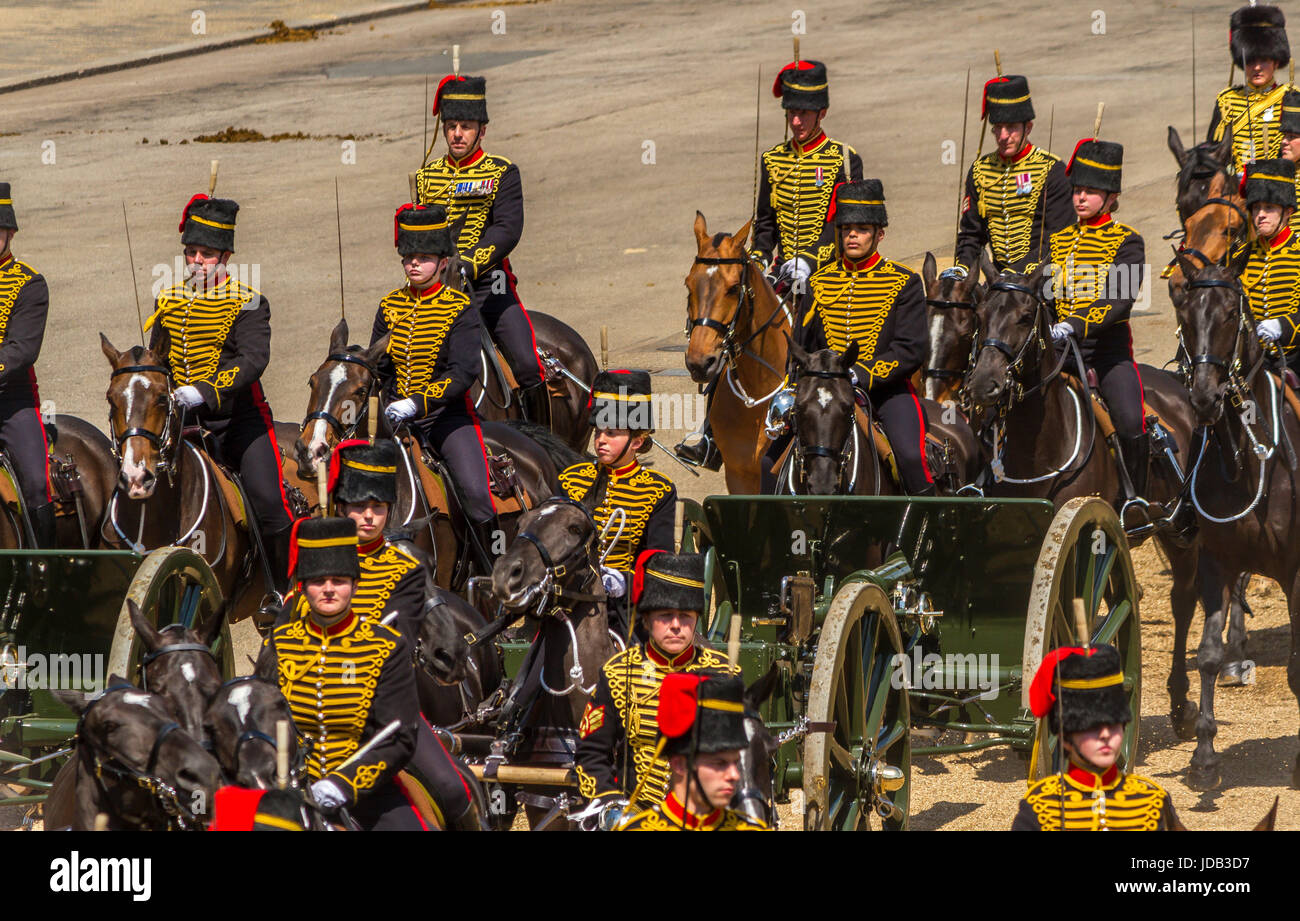 Soldiers from the Kings Troop Royal Horse Artillery on horses pull ...