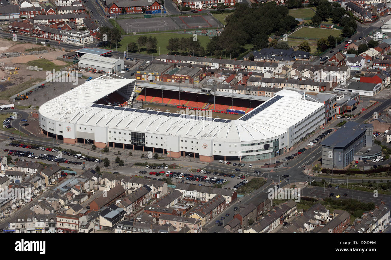 Veduta aerea dello stadio di calcio di blackpool immagini e fotografie ...