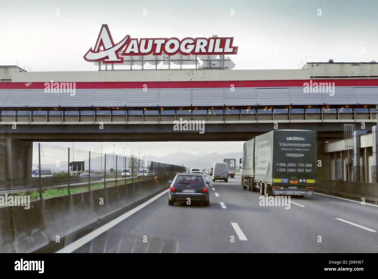 36/5000 Italia, autostrada A4 Milano-Venezia Foto stock - Alamy