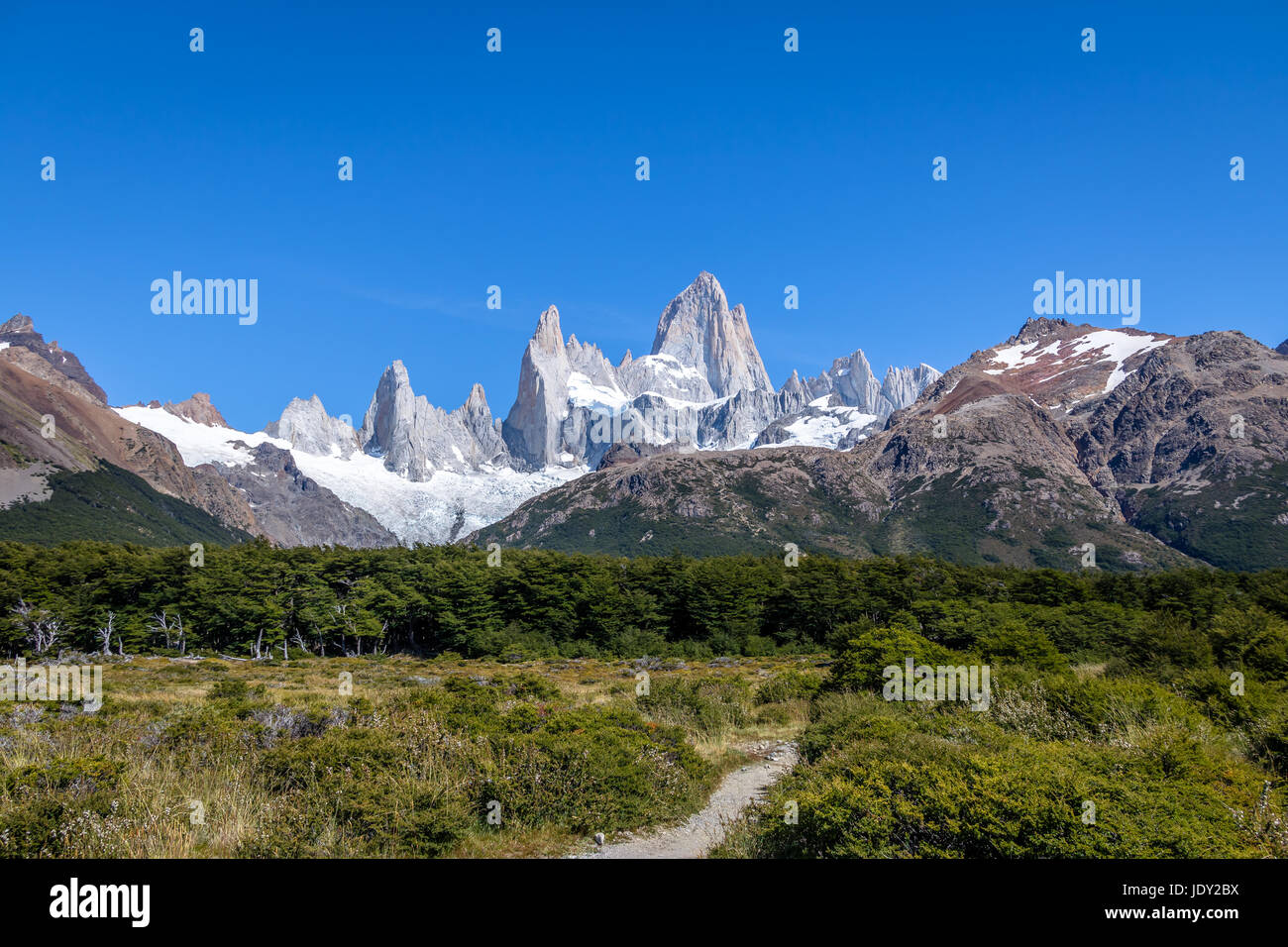 Monte fitz roy chalten immagini e fotografie stock ad alta risoluzione - Alamy