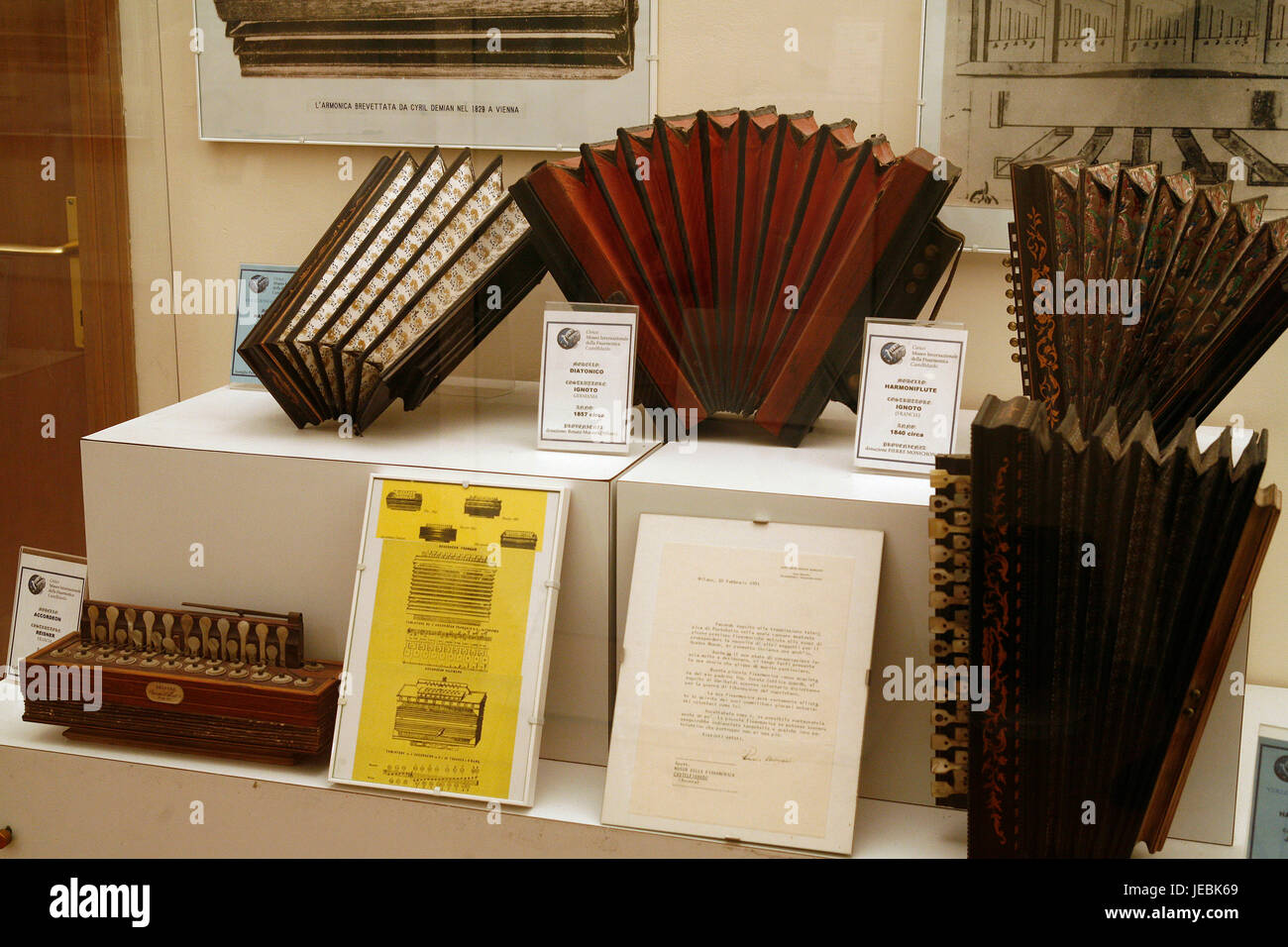 Italia Marche Castelfidardo (AN): Civico Museo Internazionale della ...