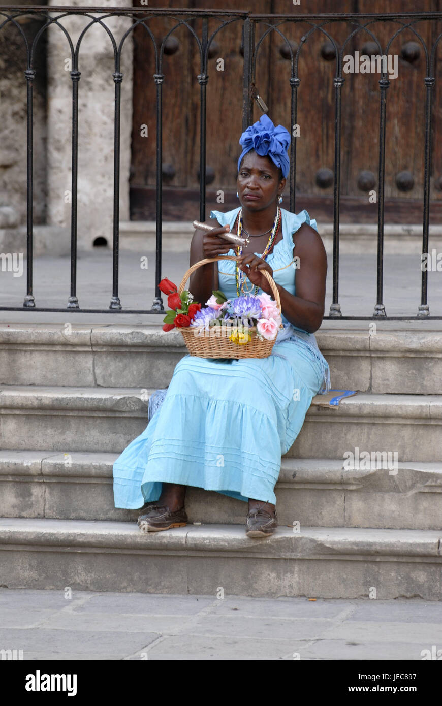 Cuba, La Habana, cubana, scale, sedersi, fumo di sigaro, Caraibi, isola ...