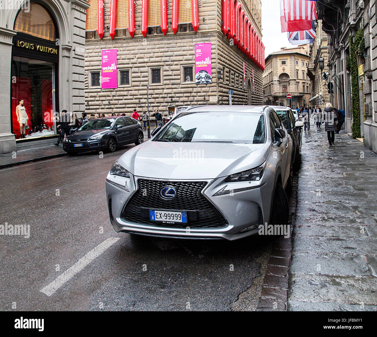 Lexus 4x4 immagini e fotografie stock ad alta risoluzione - Alamy