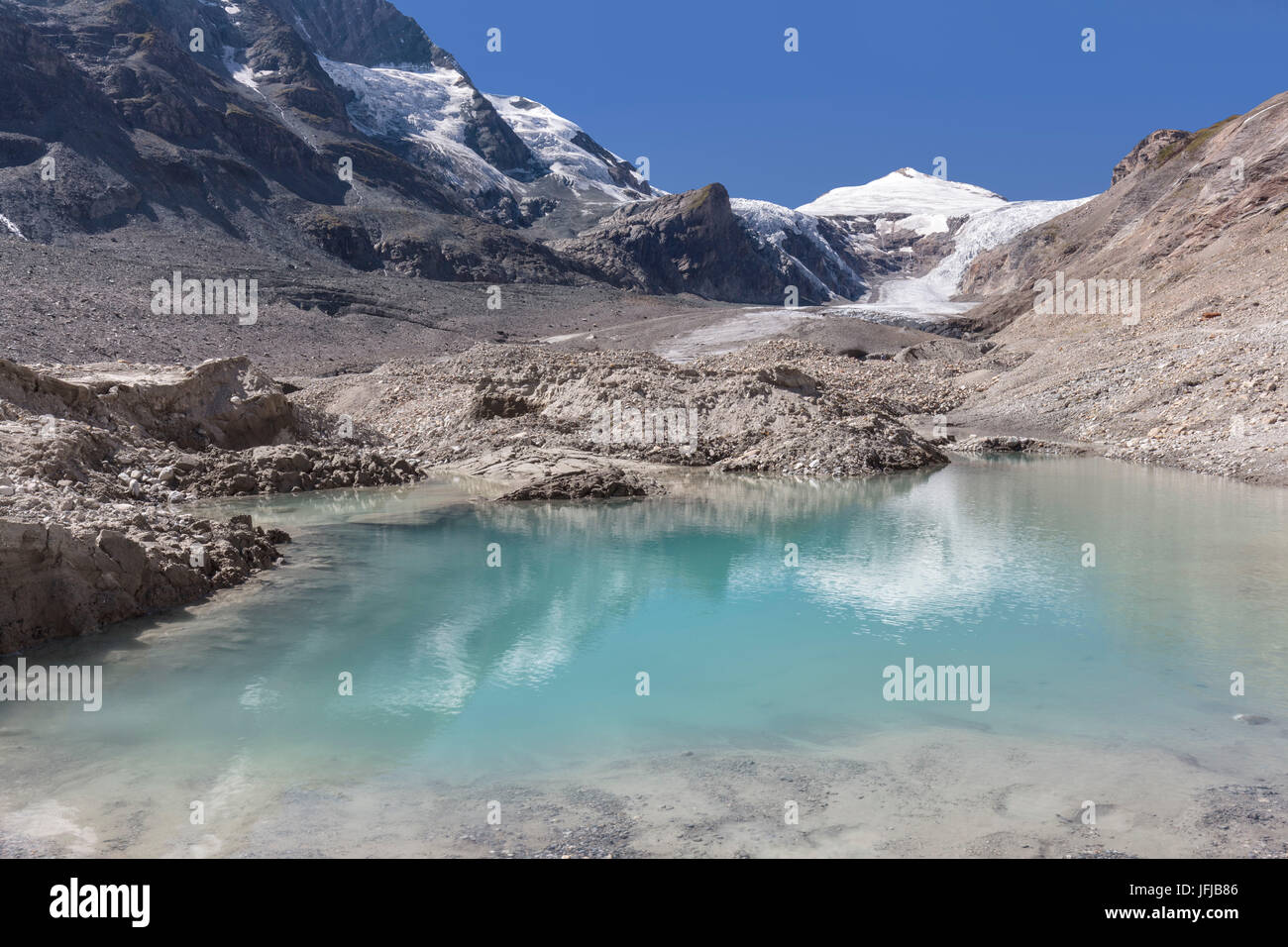 Montagne di johannisberg viste dal ghiacciaio di pasterze immagini e ...