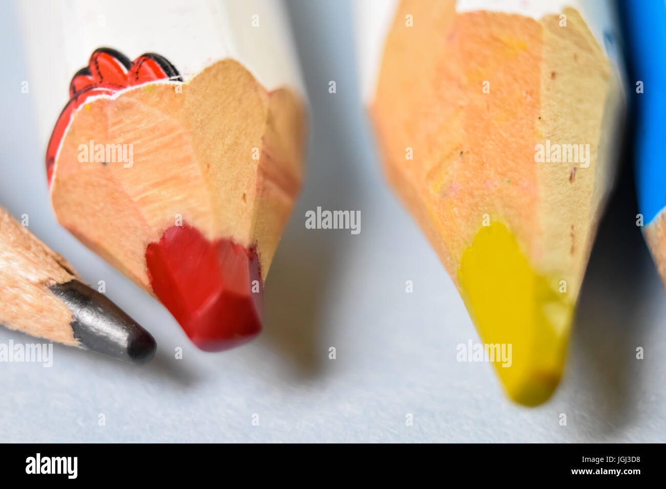 Linea di matite colorate immagini e fotografie stock ad alta ...