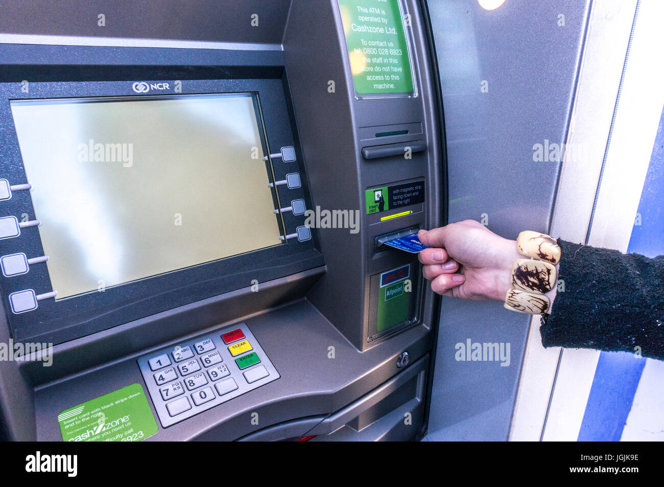 Carta grande immagini e fotografie stock ad alta risoluzione - Alamy