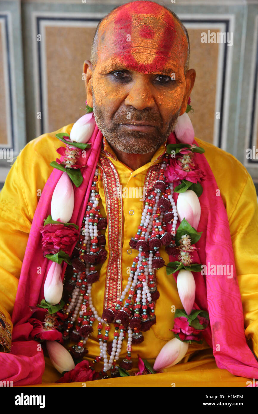 Radha rani temple immagini e fotografie stock ad alta risoluzione - Alamy